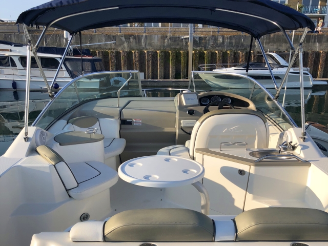 Sea Ray 245 Sundancer | Brighton Boat Sales