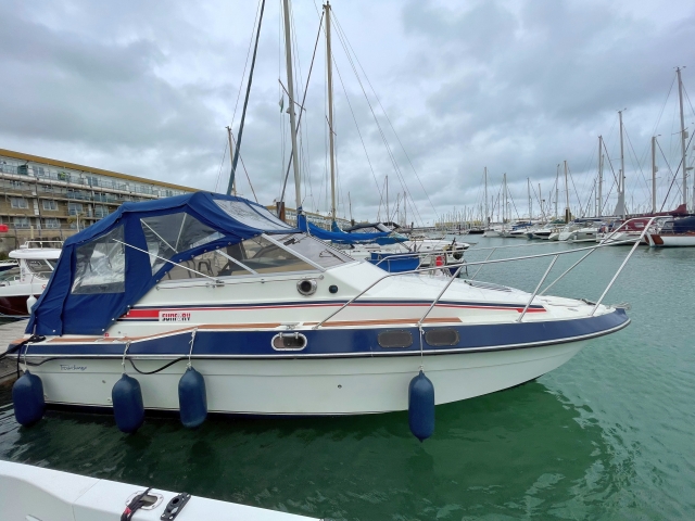Fairline Sunfury 26 | Brighton Boat Sales